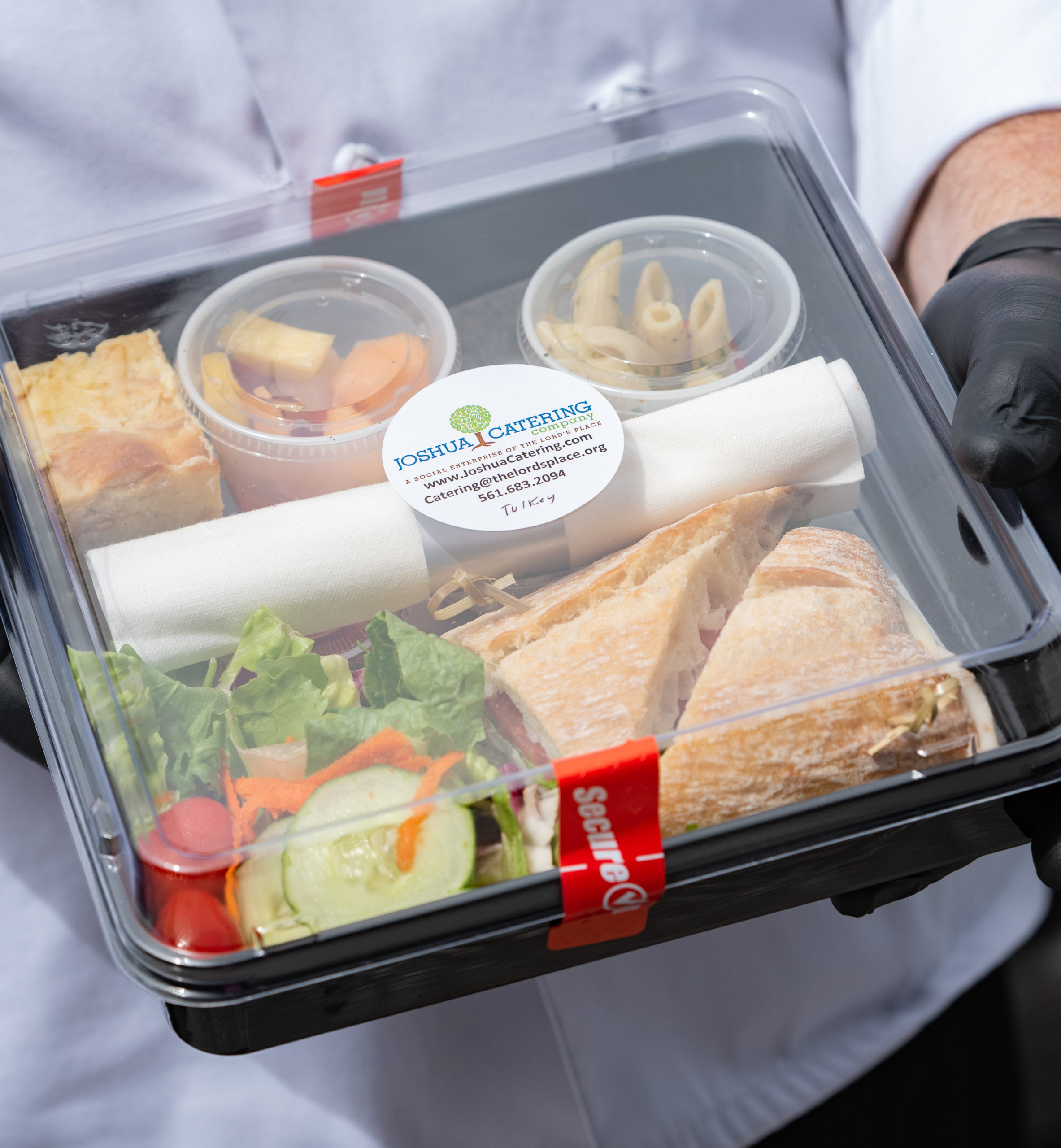 Lunch Break for 211 Helpline | Florida Real Estate - GL Homes